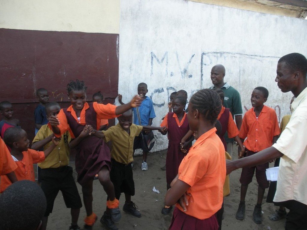 Transform children's lives with sport in Liberia - GlobalGiving
