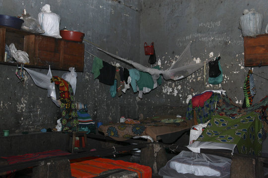 End Illegal Detentions in Gitarama Prison - Rwanda - GlobalGiving