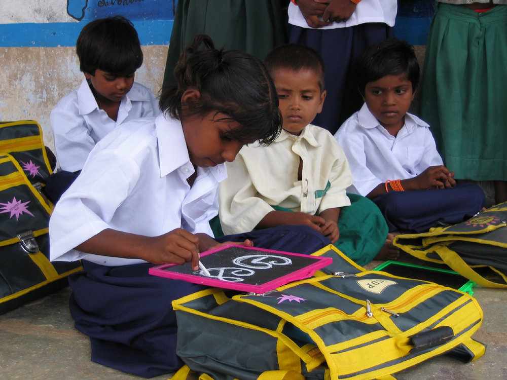 Education for 100 Girls in an urban slum in India - GlobalGiving