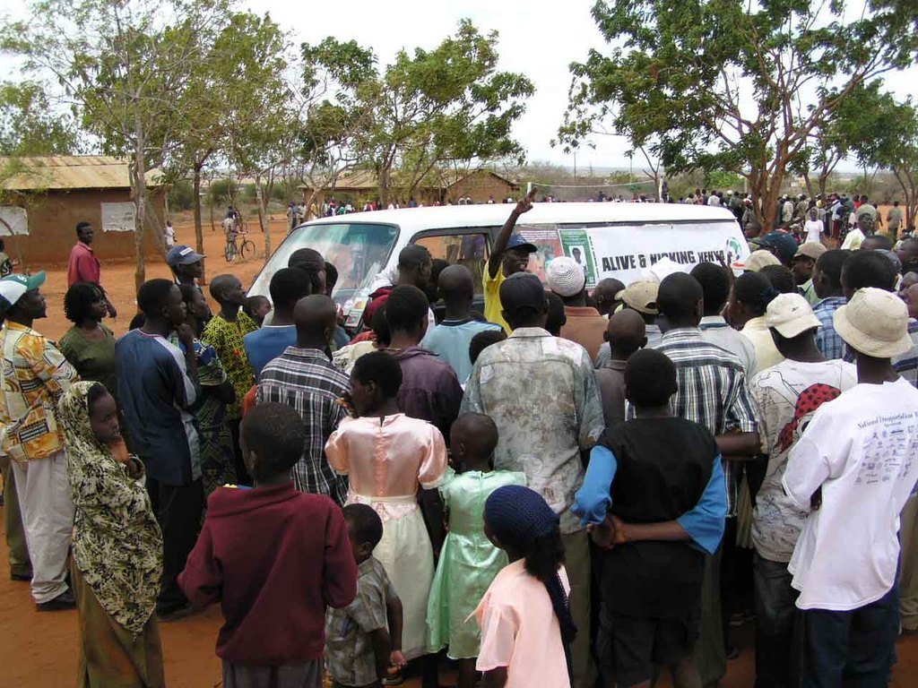 Donate African made balls to children in Africa - GlobalGiving