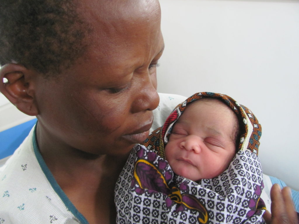 Safe childbirth new mums in Africa this Springtime - GlobalGiving