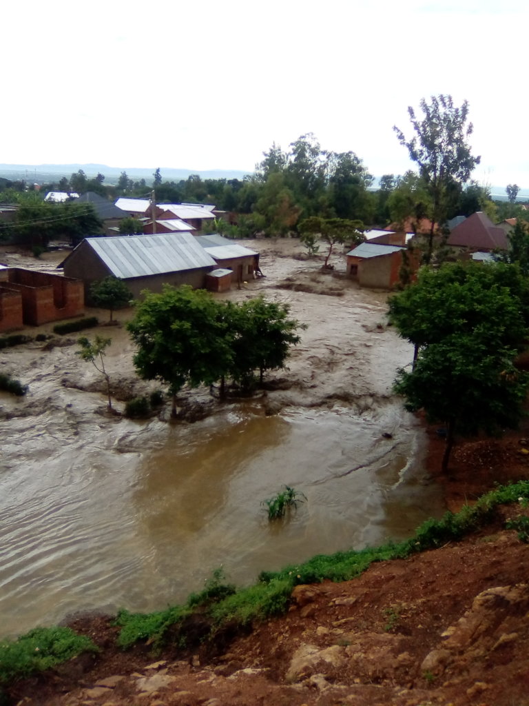 PROVIDE FOOD FOR SURVIVORS OF FLOODS IN UGANDA - GlobalGiving