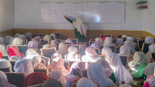 End illiteracy in Pakistan by 2025 - GlobalGiving