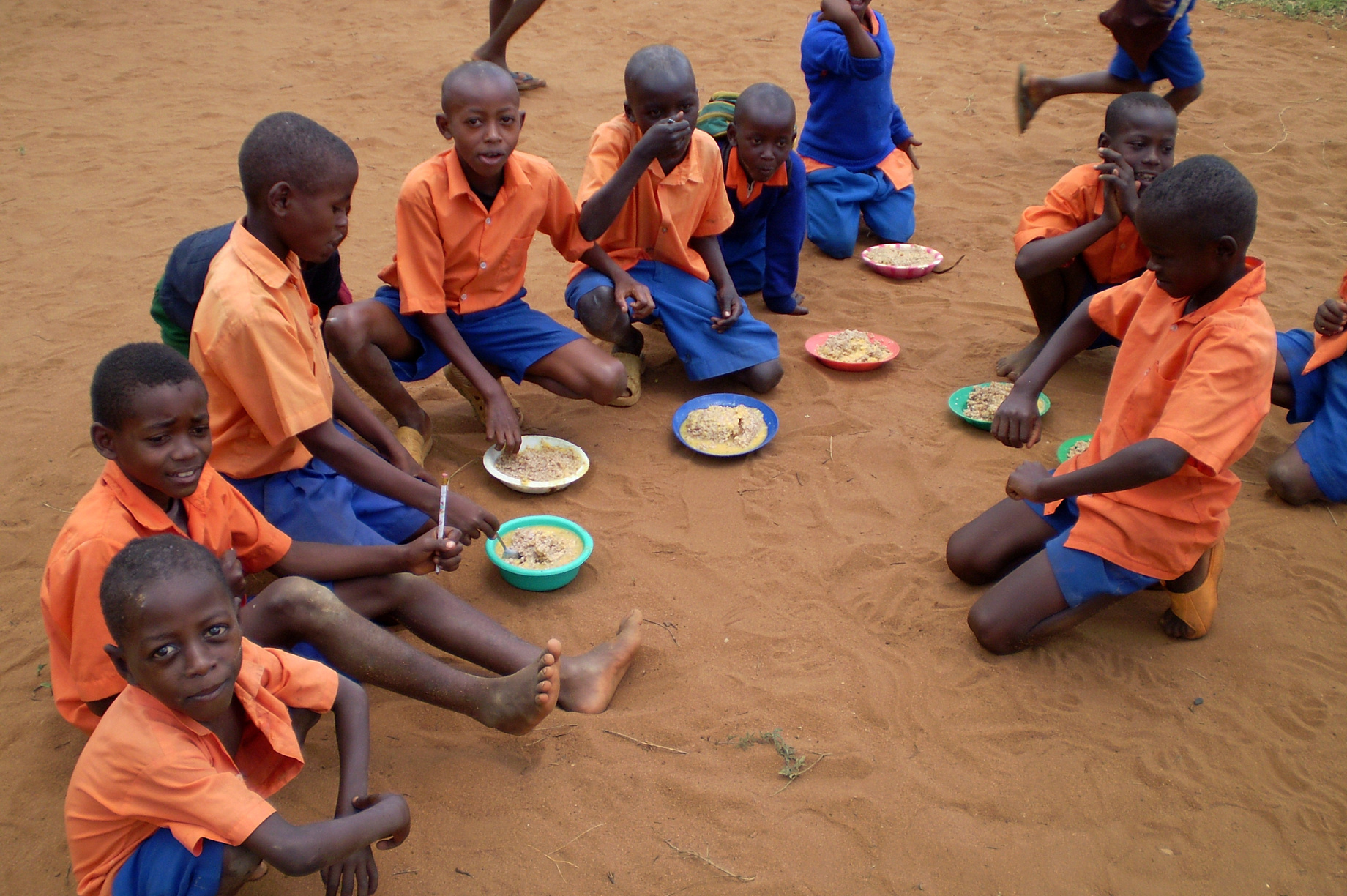 Build an energy-saving school kitchen in Kenya - GlobalGiving