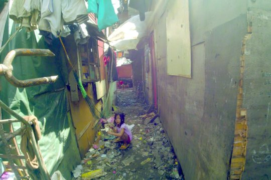 Have you ever imagined living children in garbage? - GlobalGiving