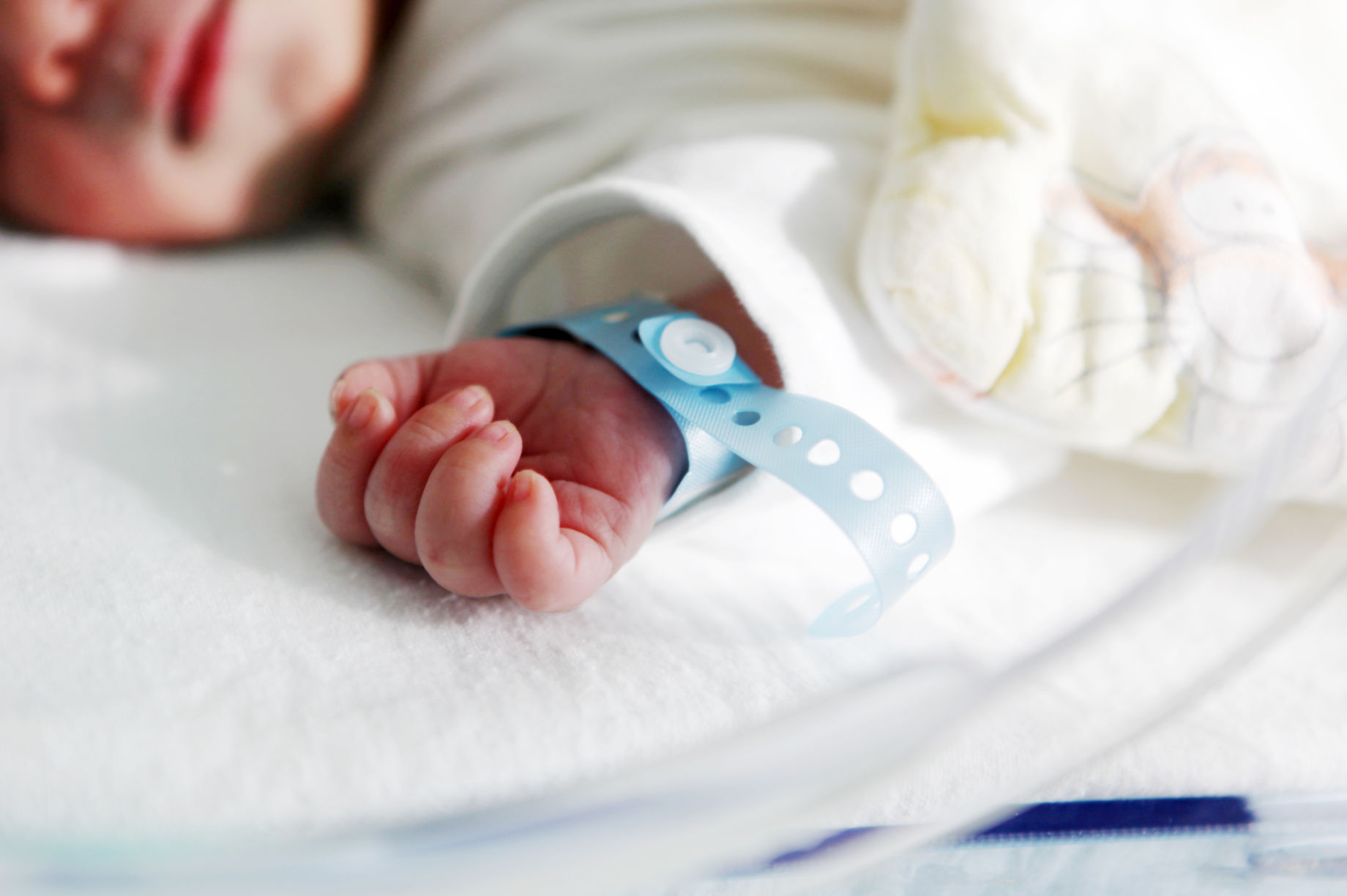 Medical equipment for newborns in Eastern Ukraine - GlobalGiving