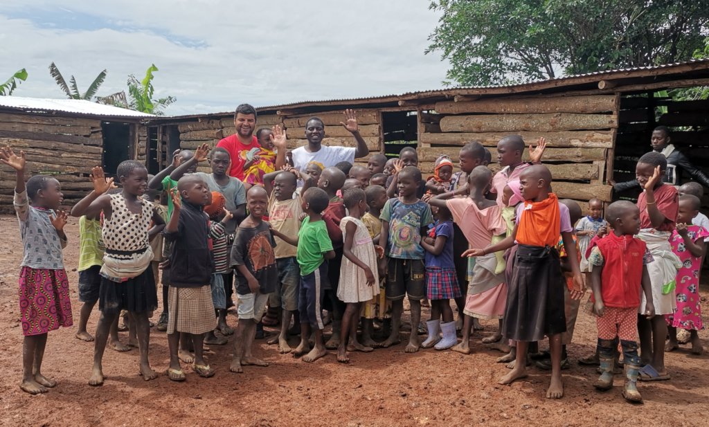 Building Dormitories for 100 Orphans in Uganda - GlobalGiving