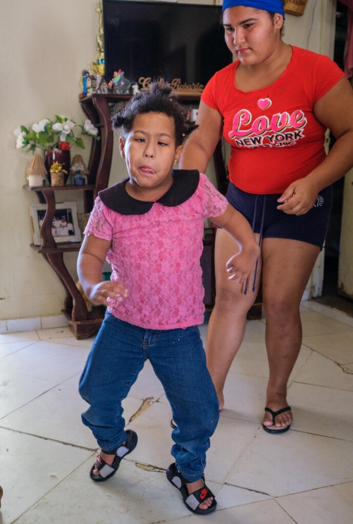 Progress for 100 Dominican kids with special needs - GlobalGiving