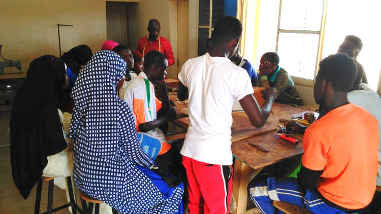 Job Skills for Young People in Niger - GlobalGiving