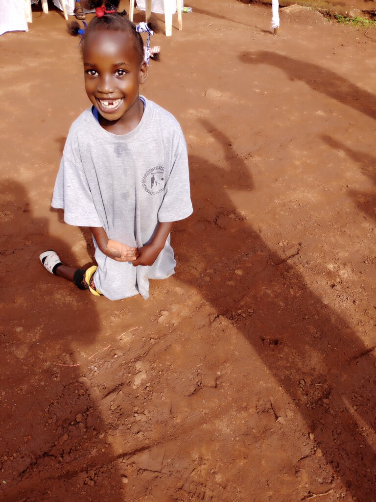 Support 5 female deaf for hairdressing & salon - GlobalGiving