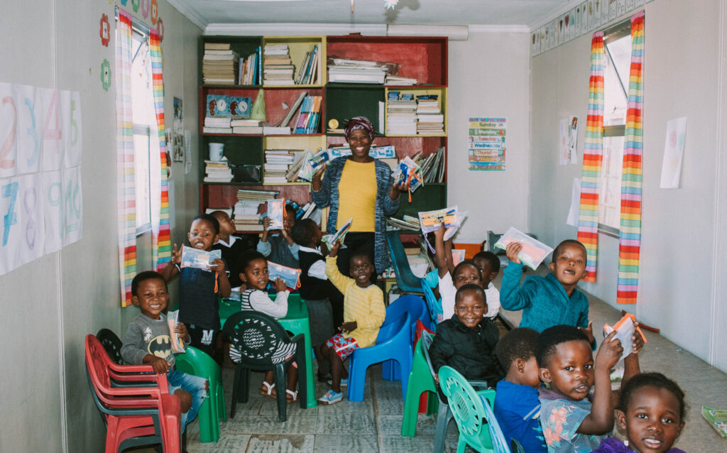 50 edu-libraries to children in poverty in Africa - GlobalGiving