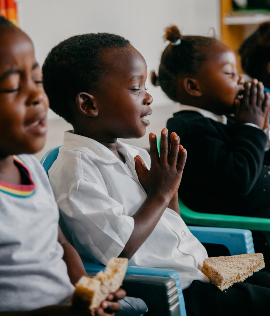 50 edu-libraries to children in poverty in Africa - GlobalGiving