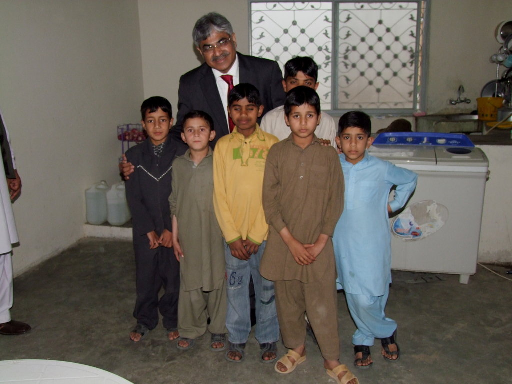 Help orphans in Pakistan for education - GlobalGiving