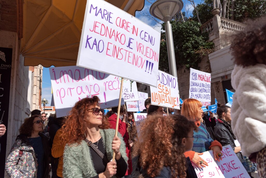 Safe housing for women victims of violence - GlobalGiving