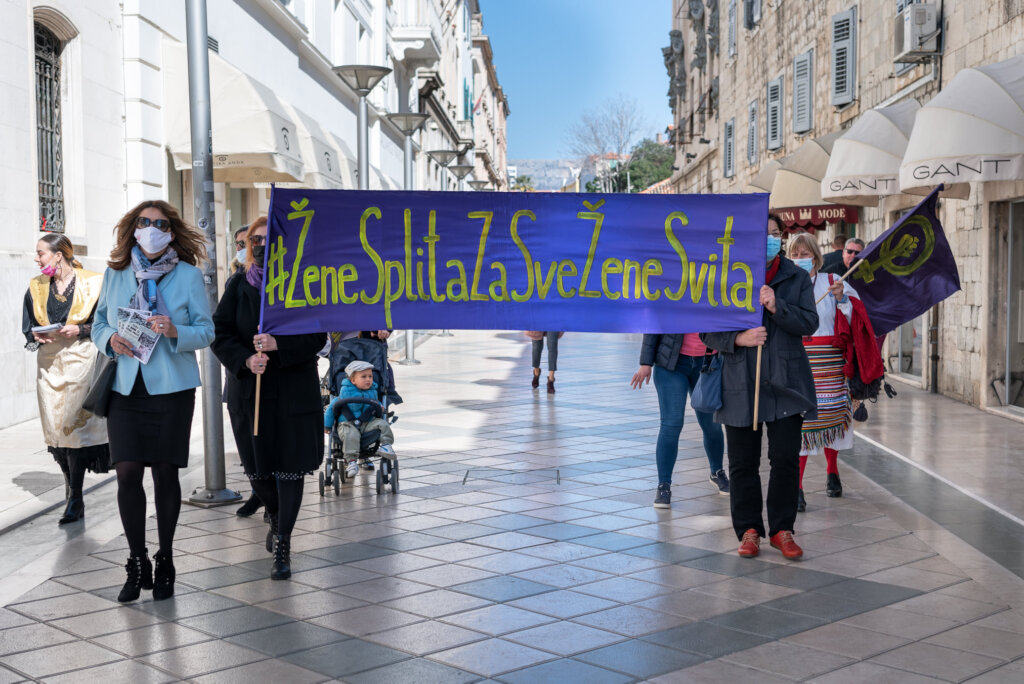 Safe housing for women victims of violence - GlobalGiving