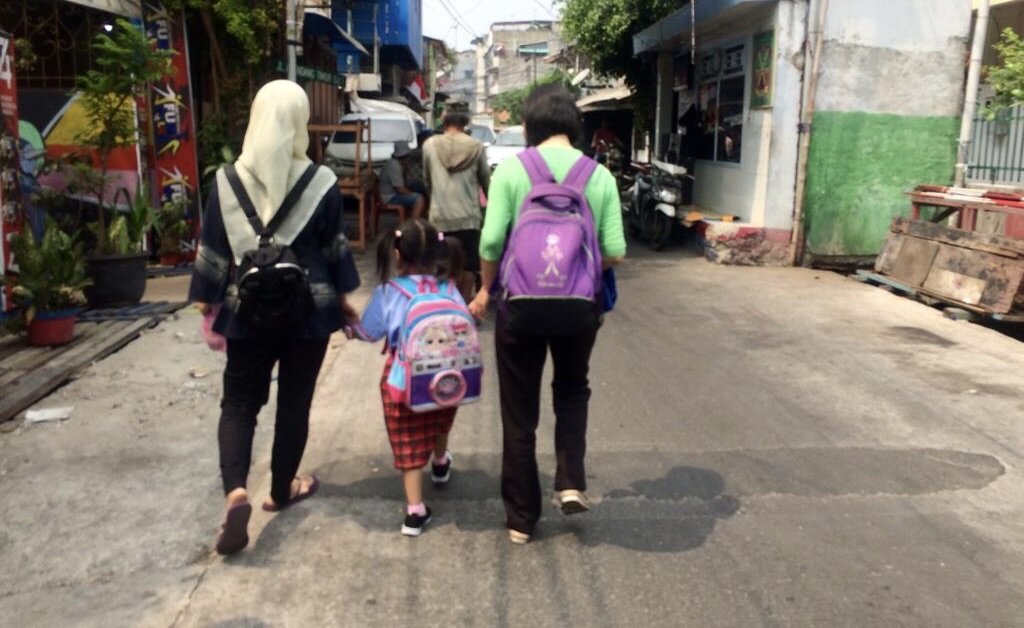 Teaching Reading in Poor Communities in Jakarta - GlobalGiving