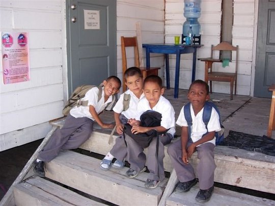 Provide electricity to 500 students in Belize - GlobalGiving