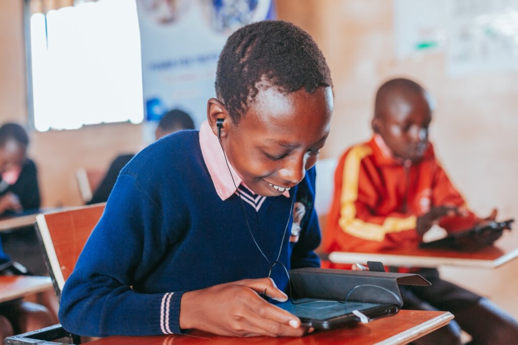 Provide digital inclusion for 500 Kenyan children - GlobalGiving