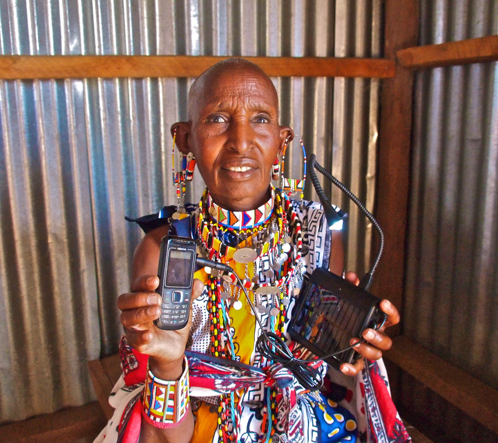 Lighting Kenyan Women's Lives - GlobalGiving