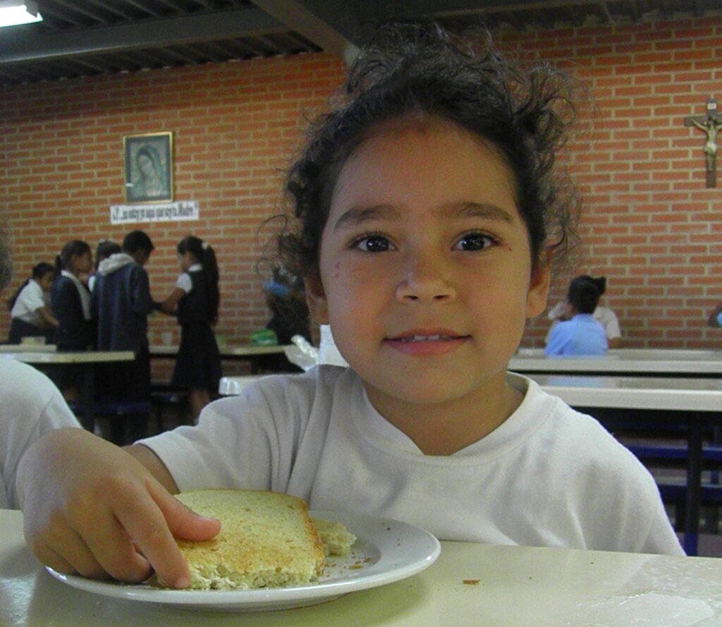 A hungry child cannot study - GlobalGiving