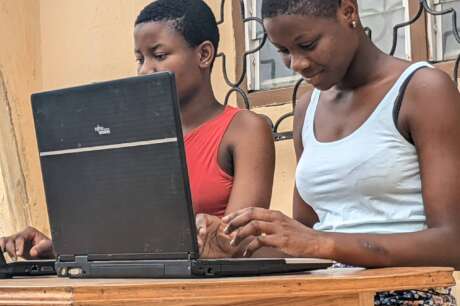 Help young women in Togo end computer illiteracy - GlobalGiving
