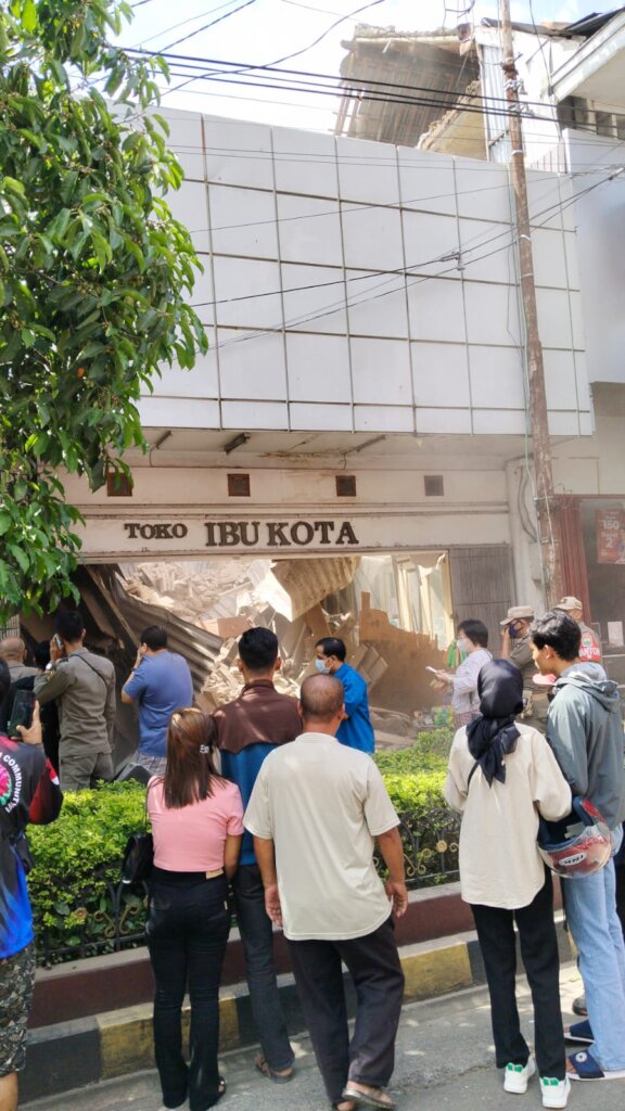 Reports on West Java, Indonesia Earthquake Disaster Relief - GlobalGiving