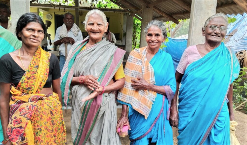 Support 50 Abandoned Elderly in India - GlobalGiving