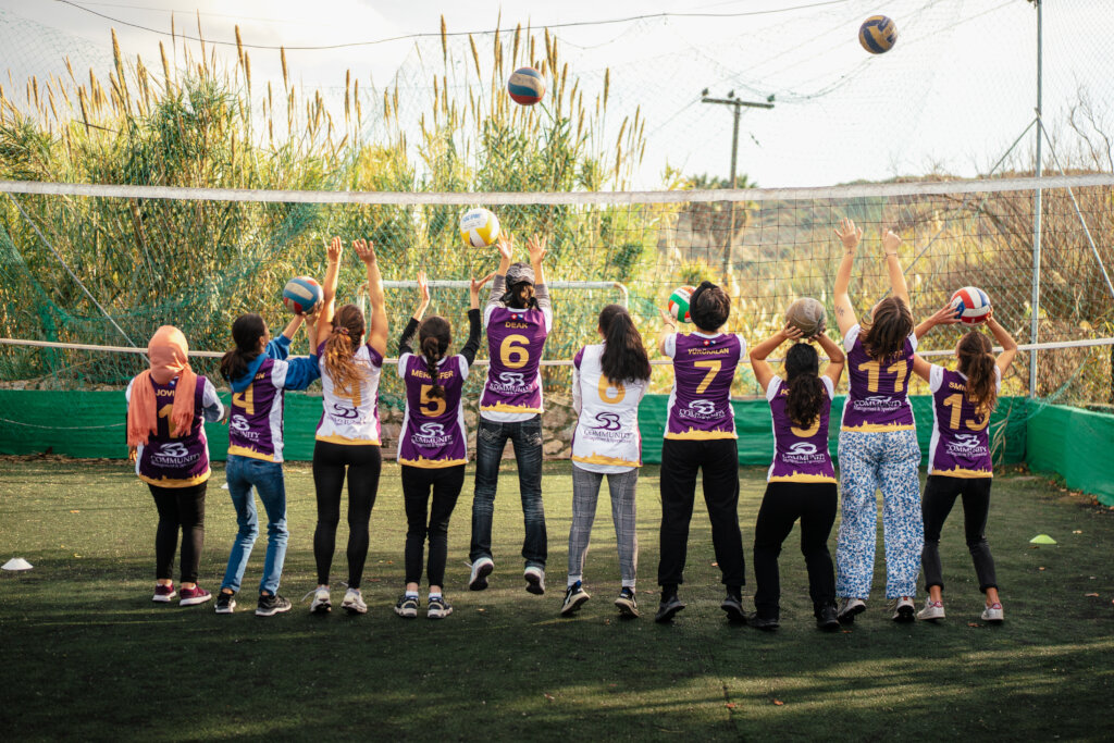 Improve refugees' life conditions in Greece - GlobalGiving