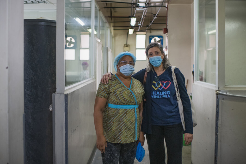 Helping young Venezuelan doctors scholarship - GlobalGiving