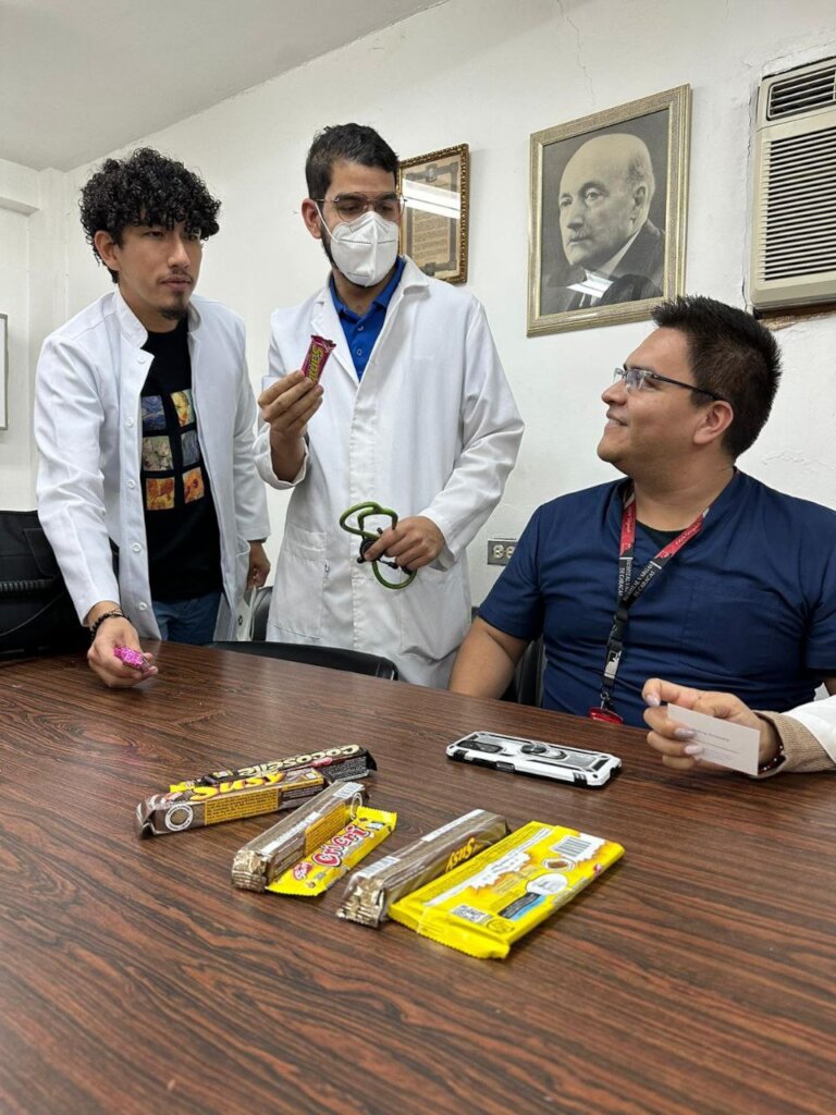 Donate to Helping young Venezuelan doctors scholarship - GlobalGiving