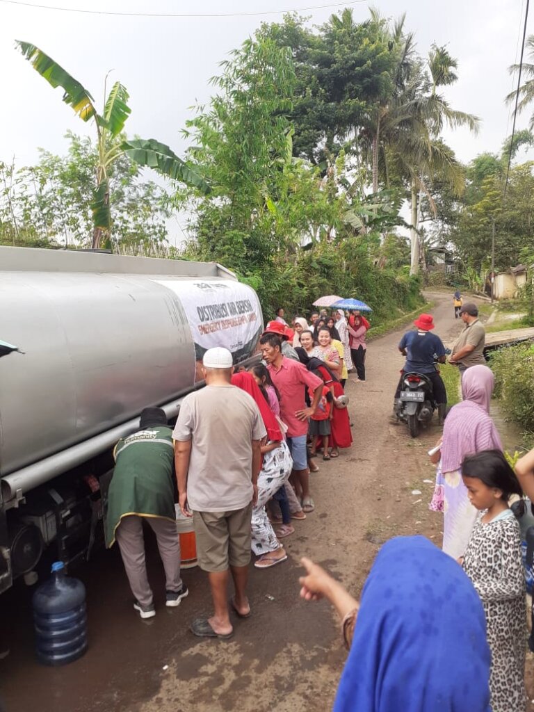 How to Share Cianjur Post-Earthquake Relief Program - GlobalGiving