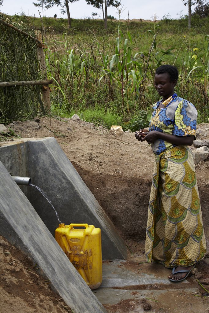 Viva con Agua Brings Clean Water to Rwanda - GlobalGiving