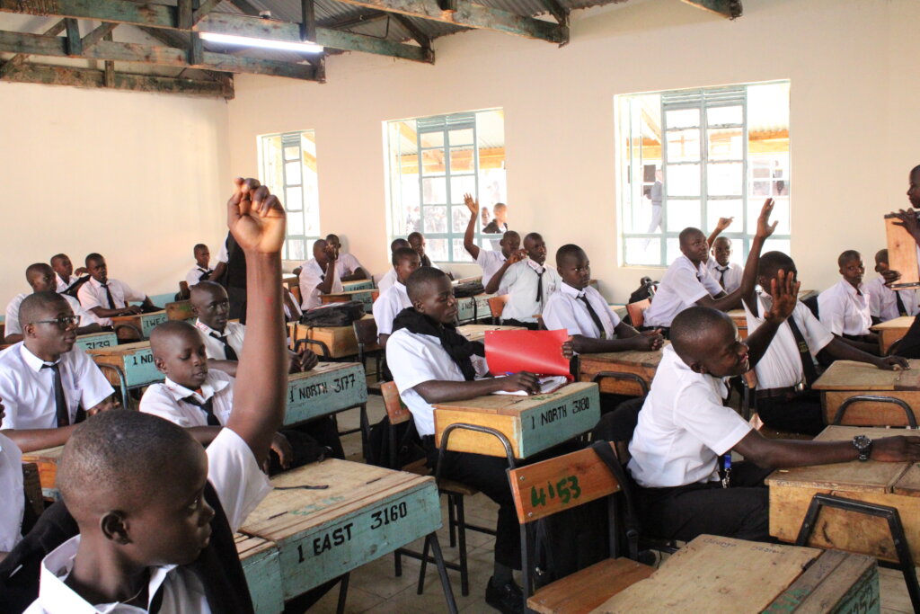 Free uniforms to keep 10,000 students in school - GlobalGiving