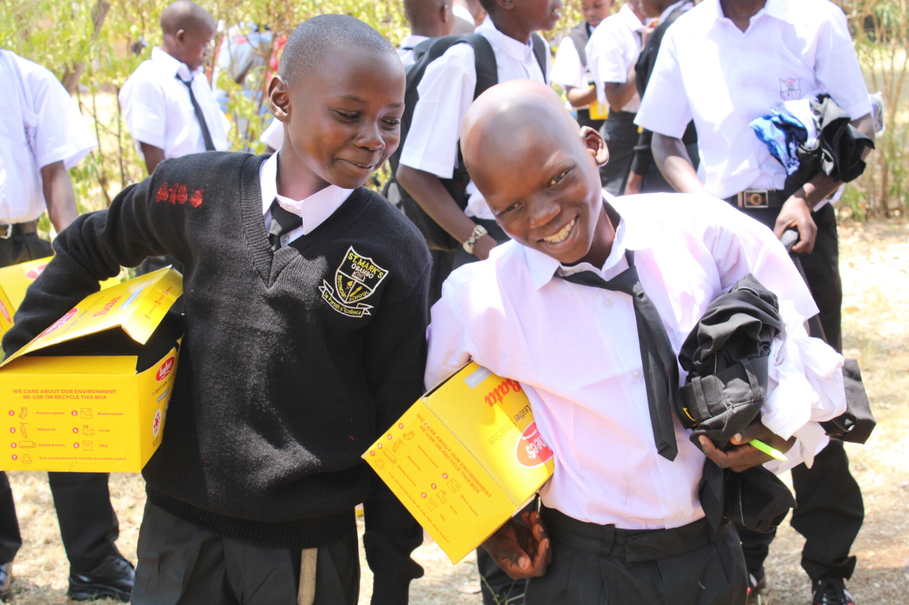 Free uniforms to keep 10,000 students in school - GlobalGiving