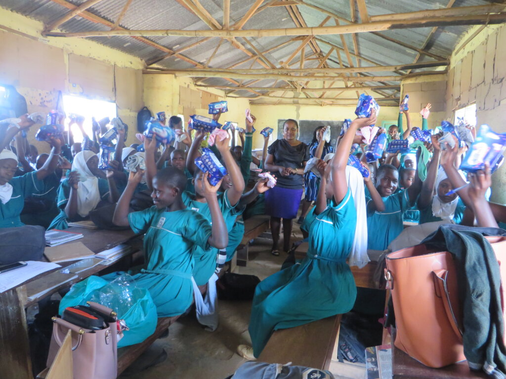 Keeping Girls In School in Uganda - GlobalGiving