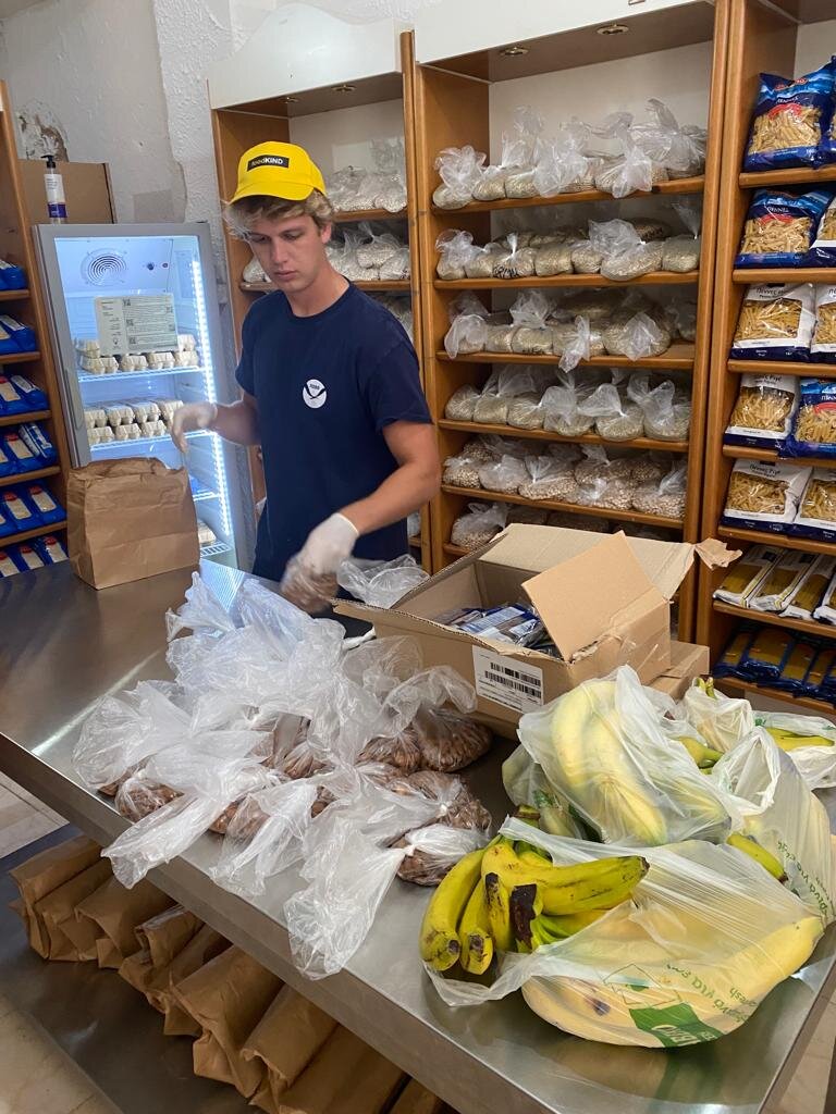 Providing food with compassion to refugees, Greece - GlobalGiving