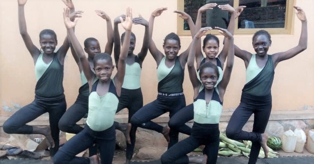 Building a Path to Education for At-Risk Youth - GlobalGiving