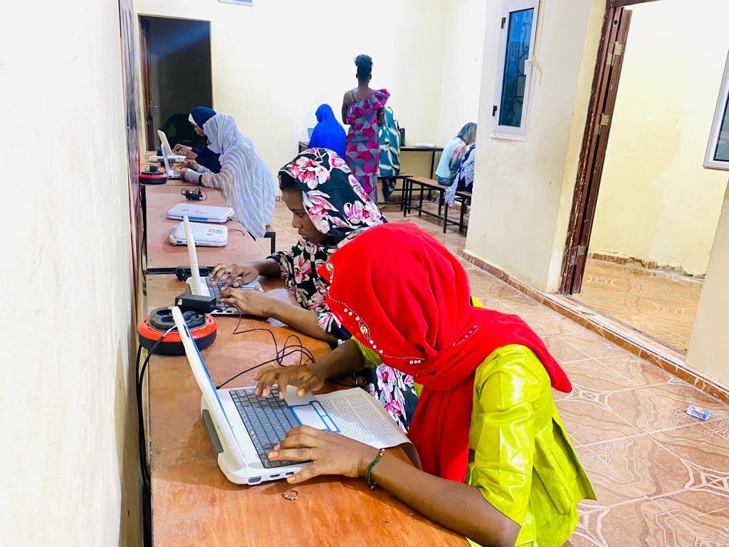 Building a Path to Education for At-Risk Youth - GlobalGiving