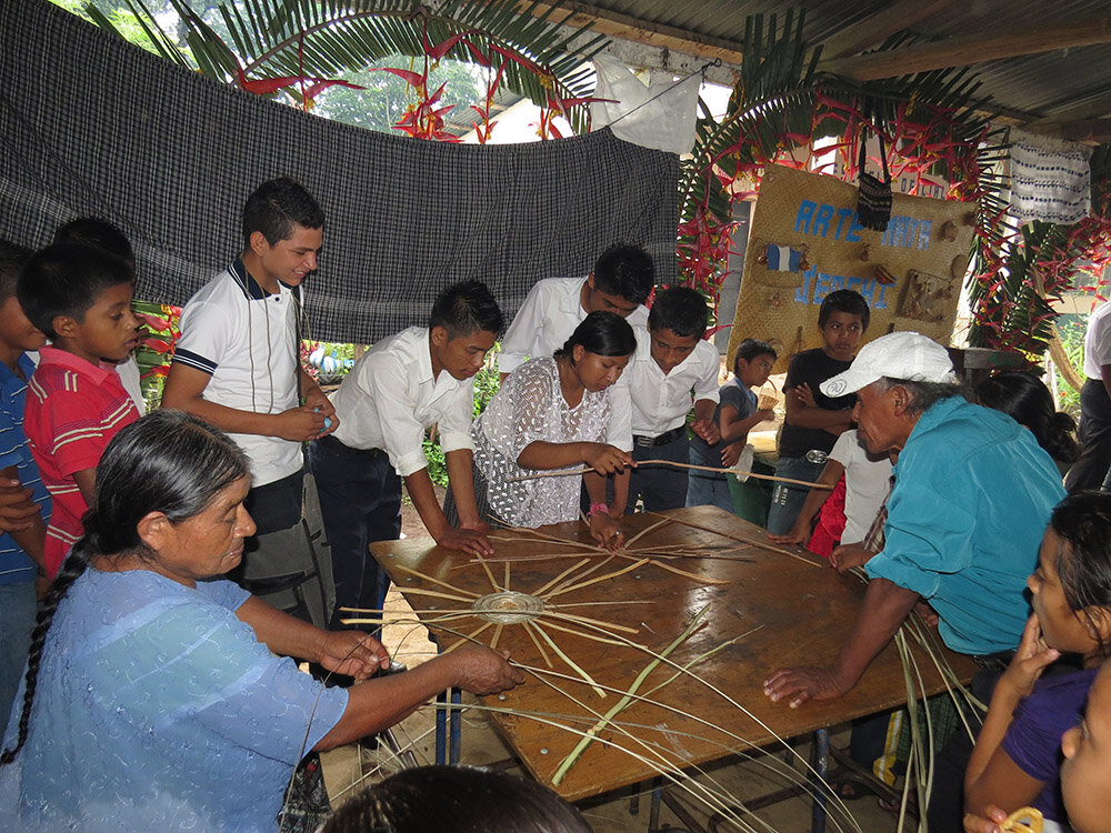 Empower 350 Indigenous Youth in Guatemala - GlobalGiving