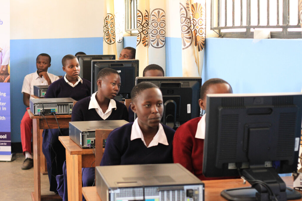 Donate to Equip 200students with computer skills in Tanzania - GlobalGiving