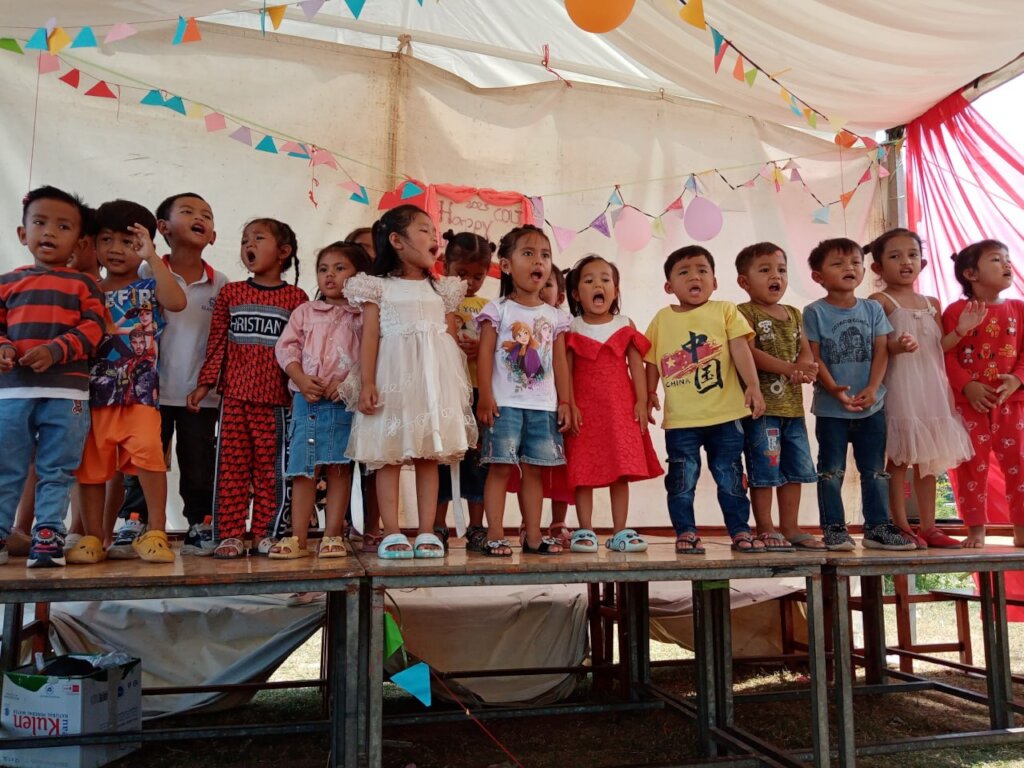 How to Share Building daycare center in Phum Brammouy, Cambodia ...