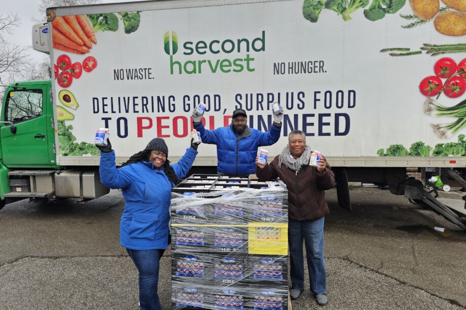 Rescuing surplus food for 4.3 million+ Canadians - GlobalGiving