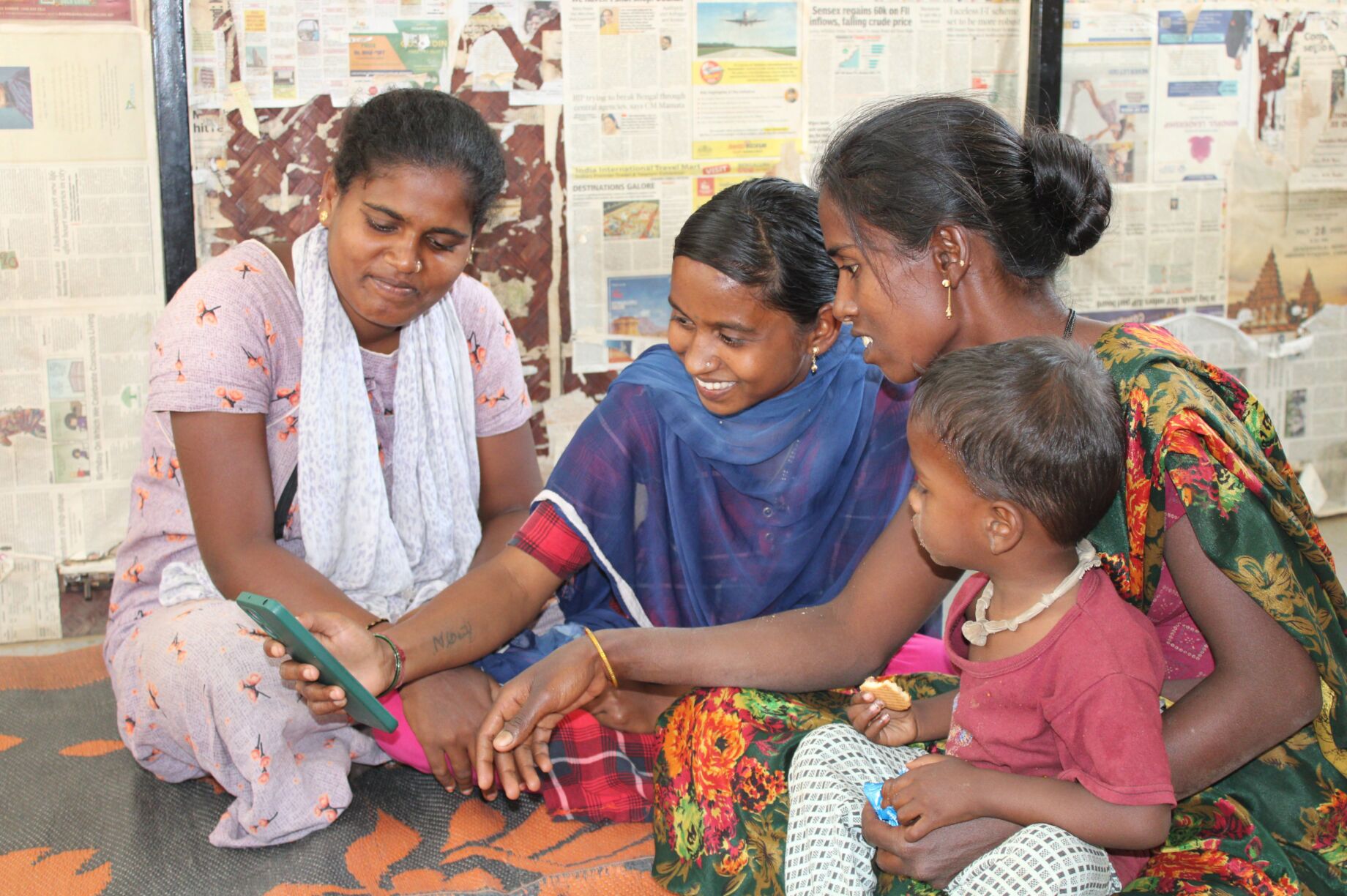 Gift Migrant Women a Mobile Phone - GlobalGiving