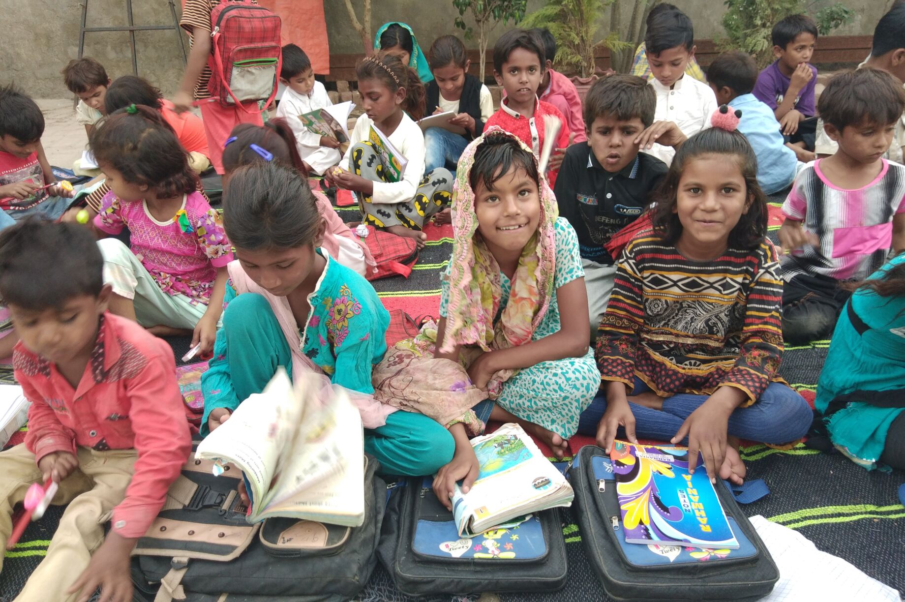 Education Program for 500 underprivileged girls - GlobalGiving
