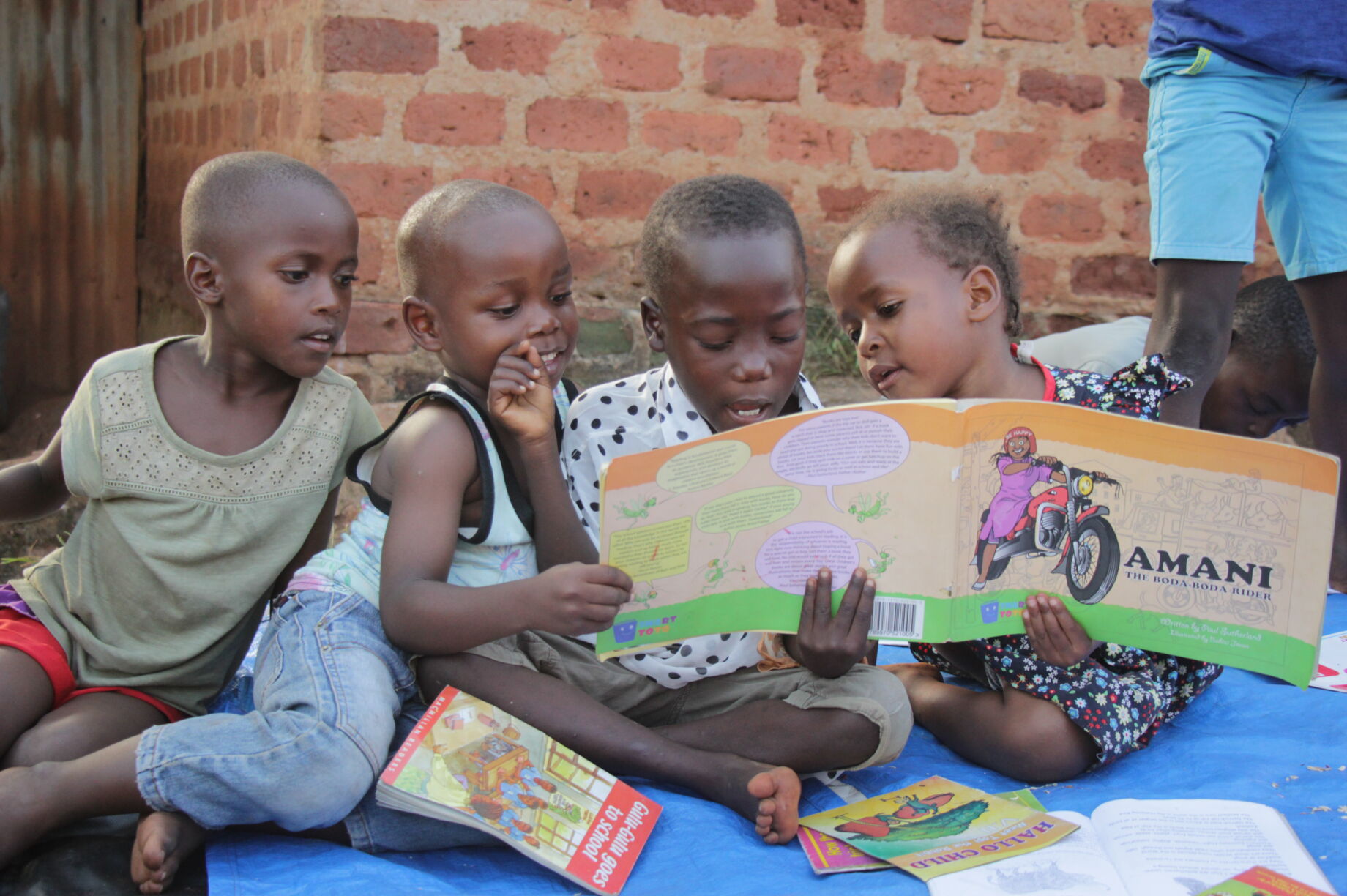 Recycle Waste for Literacy in Uganda - GlobalGiving
