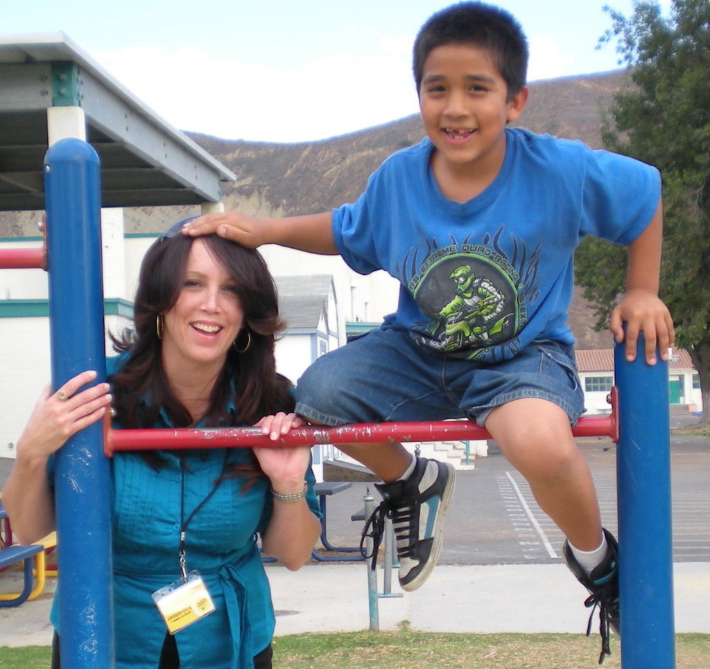 Provide support to 6500 homeless students k-12 - GlobalGiving