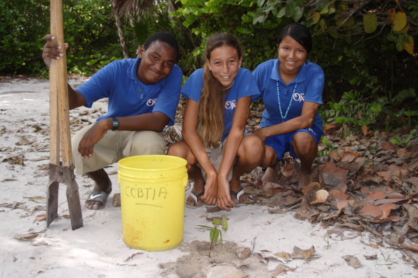Send 100 Students to High School in Belize - GlobalGiving