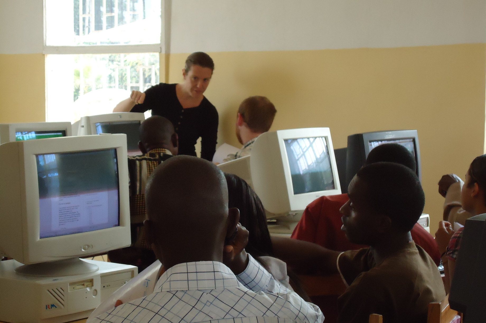 Empower 500 rural Kenyan youth through technology - GlobalGiving