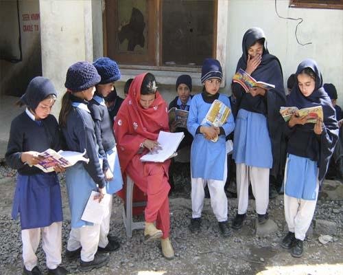 Pakistan Libraries Project - GlobalGiving
