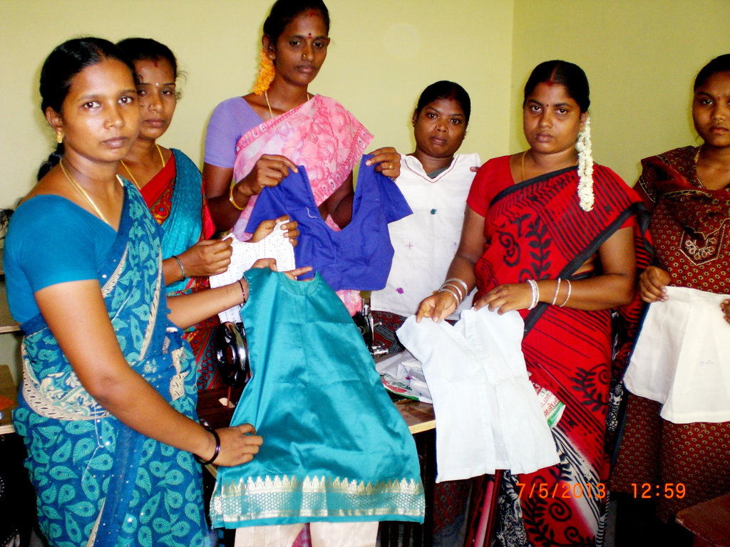 Train Women to Earn & Live. Break poverty. - GlobalGiving